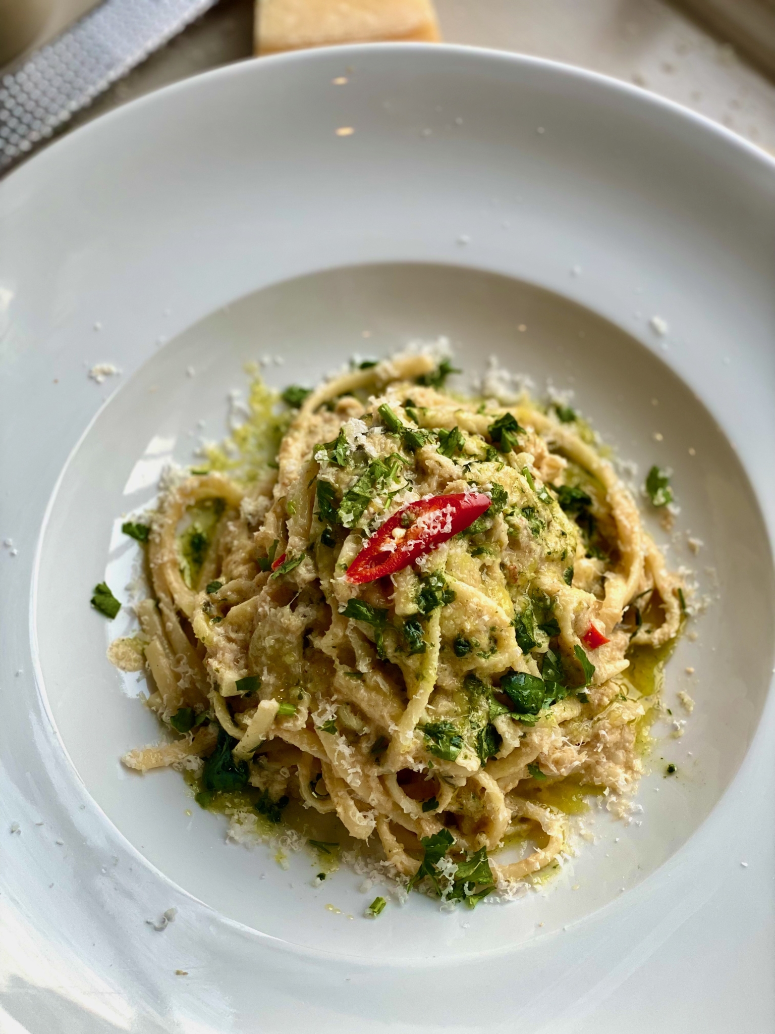 crab linguine - Beez Larder